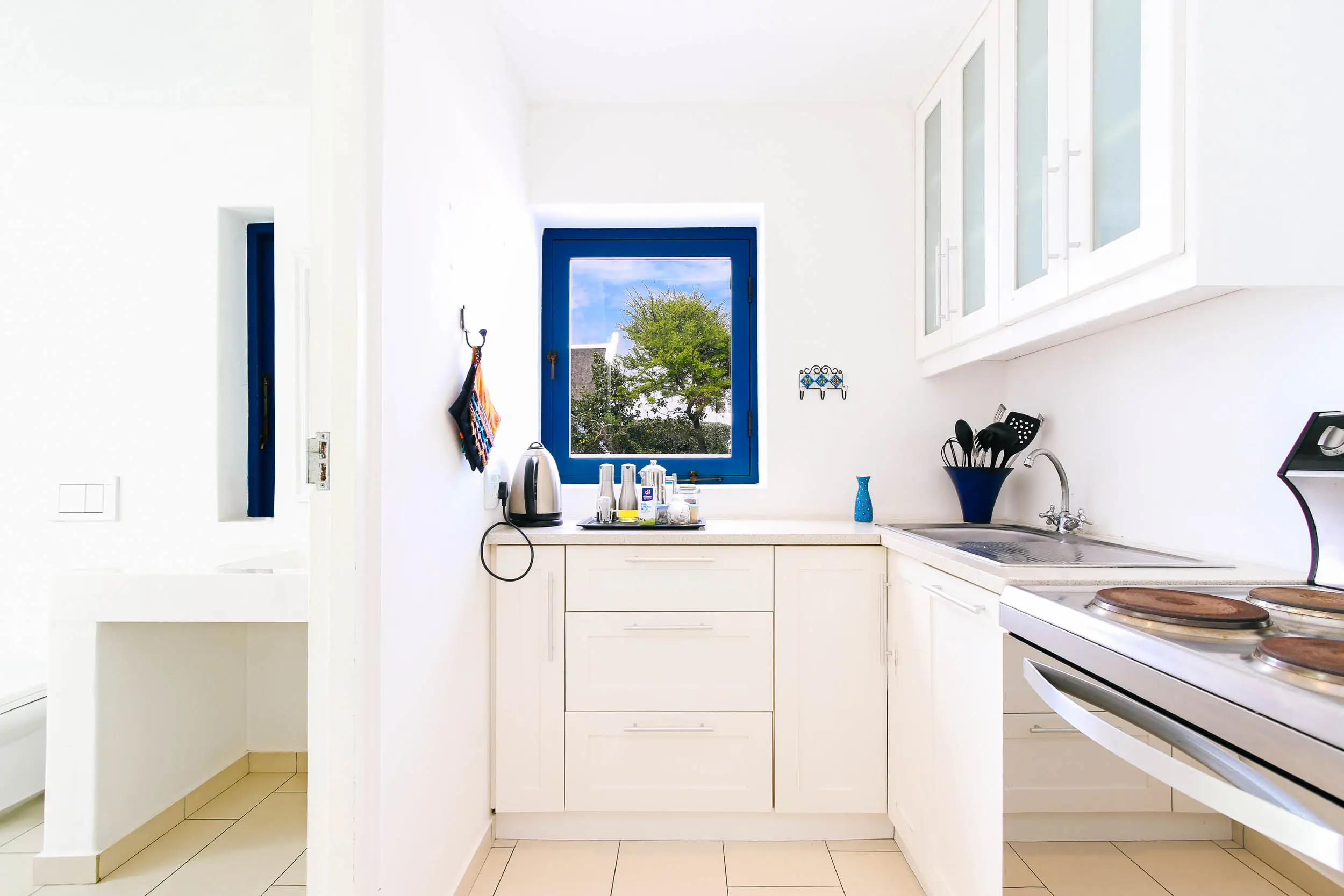 Zula Beach Cottage - Westcoast Bookings