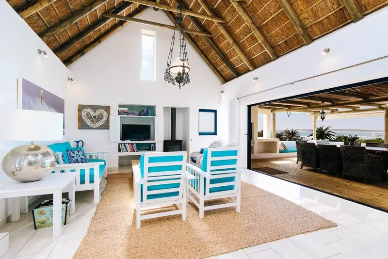 Zula Beach House - Westcoast Bookings